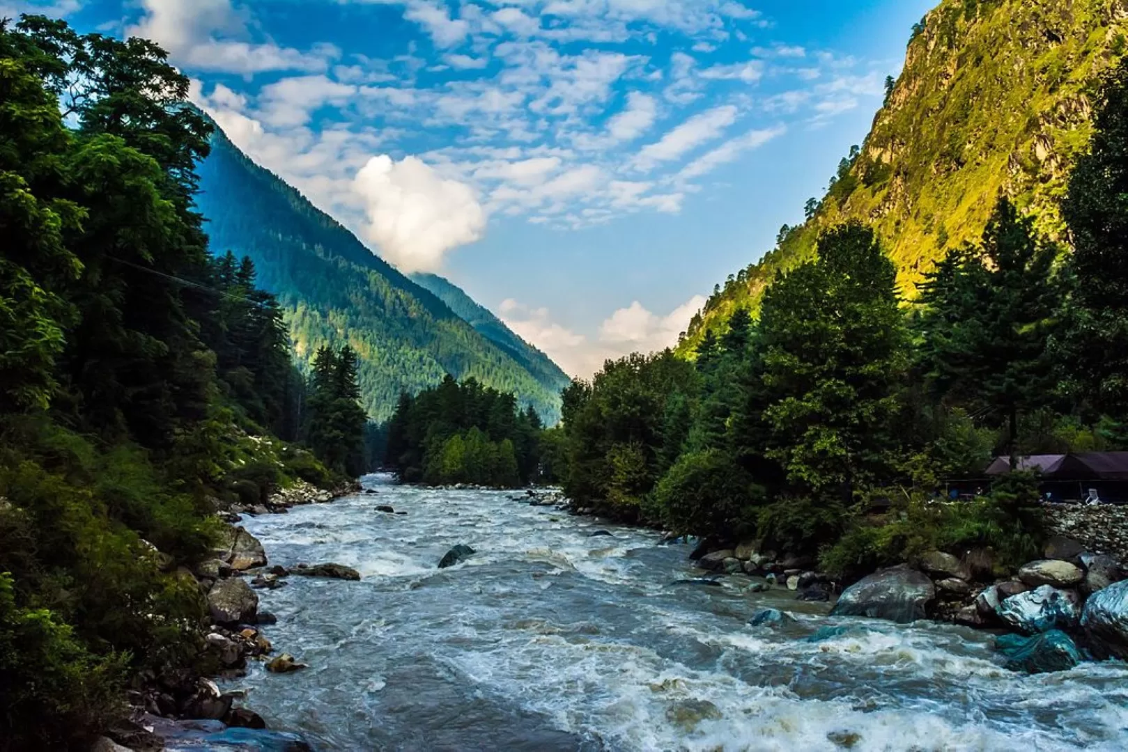 Book Kheer Ganga Trek with Divine Travelgent
